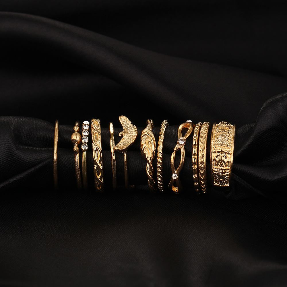 Entangled Knot Set Auger 12 Pieces Of Each Ring Set on Luulla