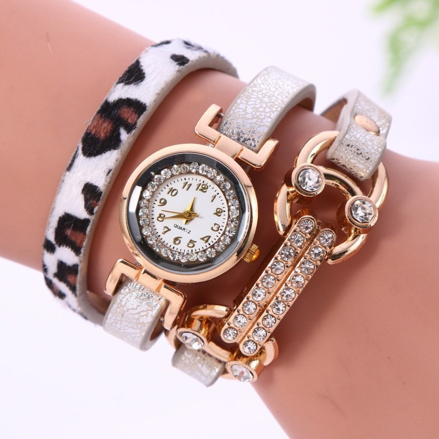 Personality Leopard Print Bone Watch on Luulla